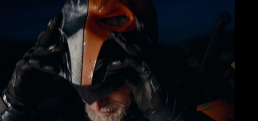Joe Manganiello Shows Off Deathstroke Mask in Incredible in New Photo