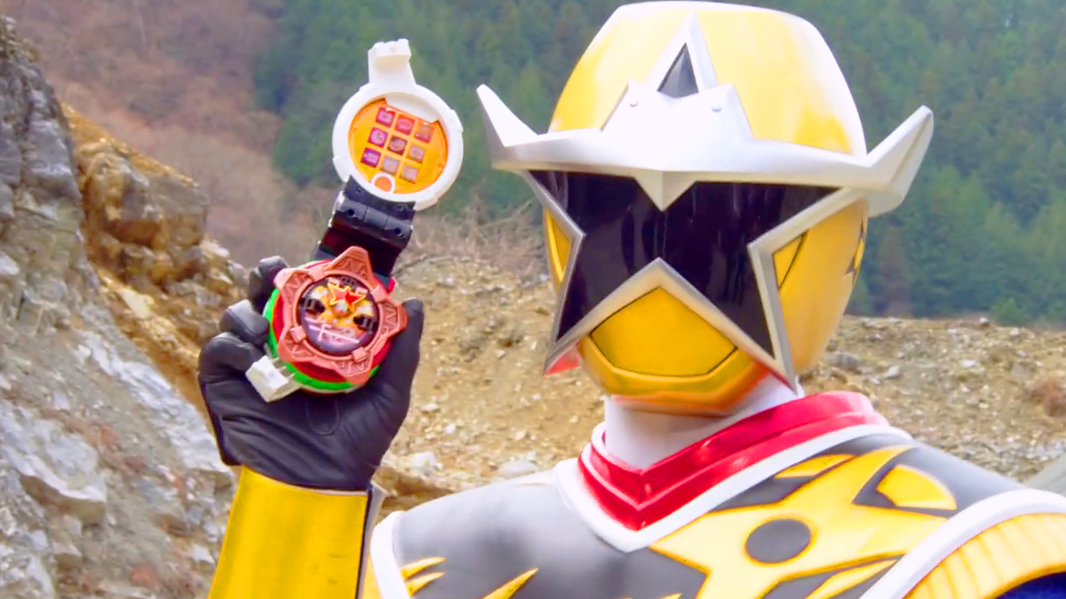 Saban, Hasbro Wanted 'Power Rangers' To Ignore 'Super Sentai' Props And ...