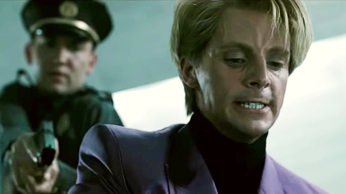 Zack Snyder’s ‘Watchmen’ Actor Matthew Goode Isn’t Happy With His ...